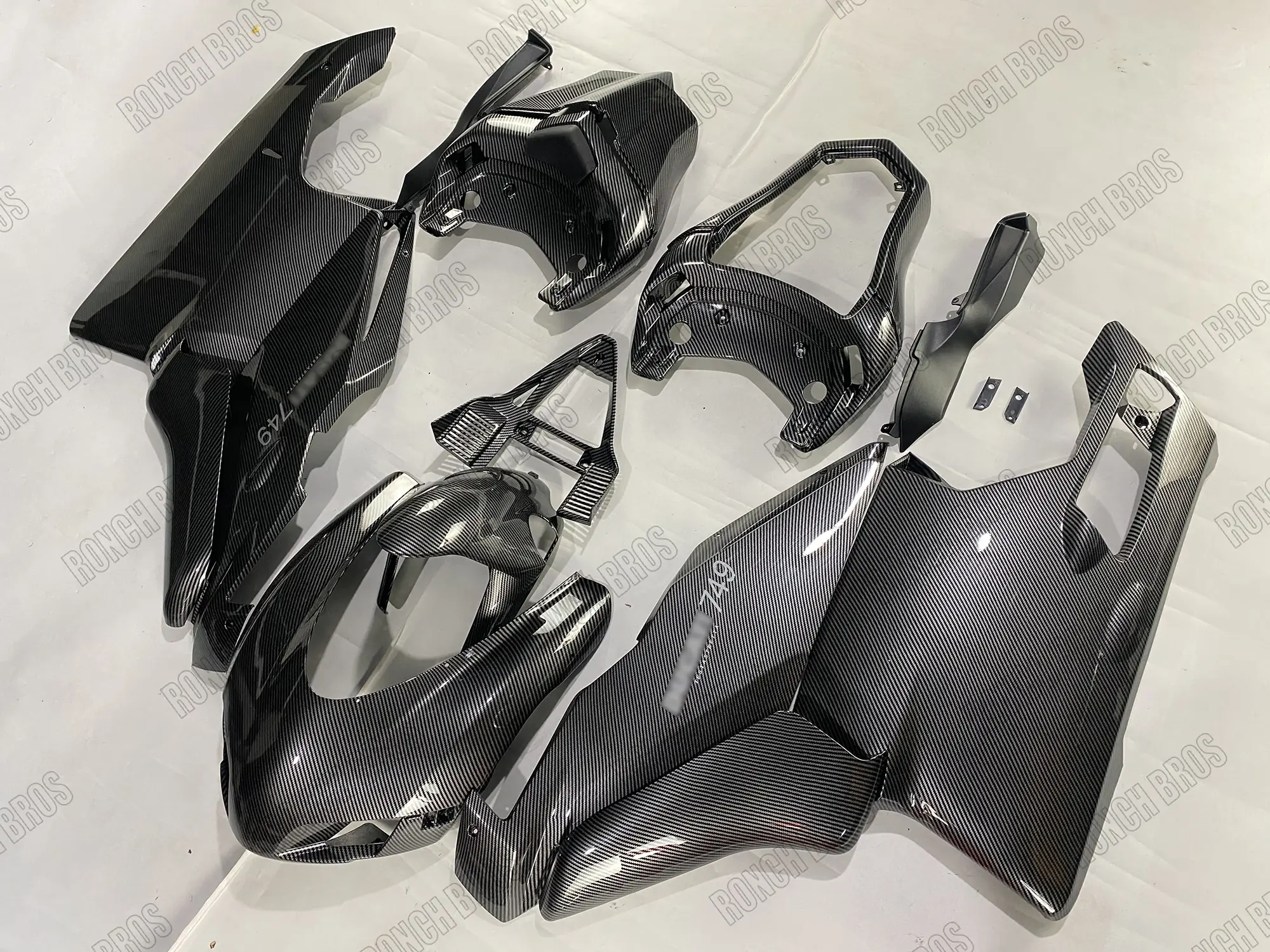 Carbon Fiber Color Fairing Kit for 2005-2006 Ducati 749/999 | Ronch Bros